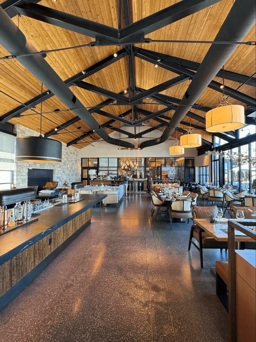 Restaurant Design Tips with Sweet Trim Mouldings & Style