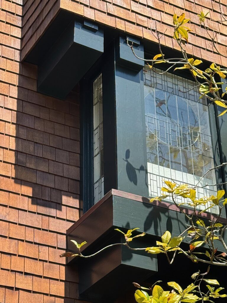 Corner Trim Guide: Neat & Efficient Moulding Solutions